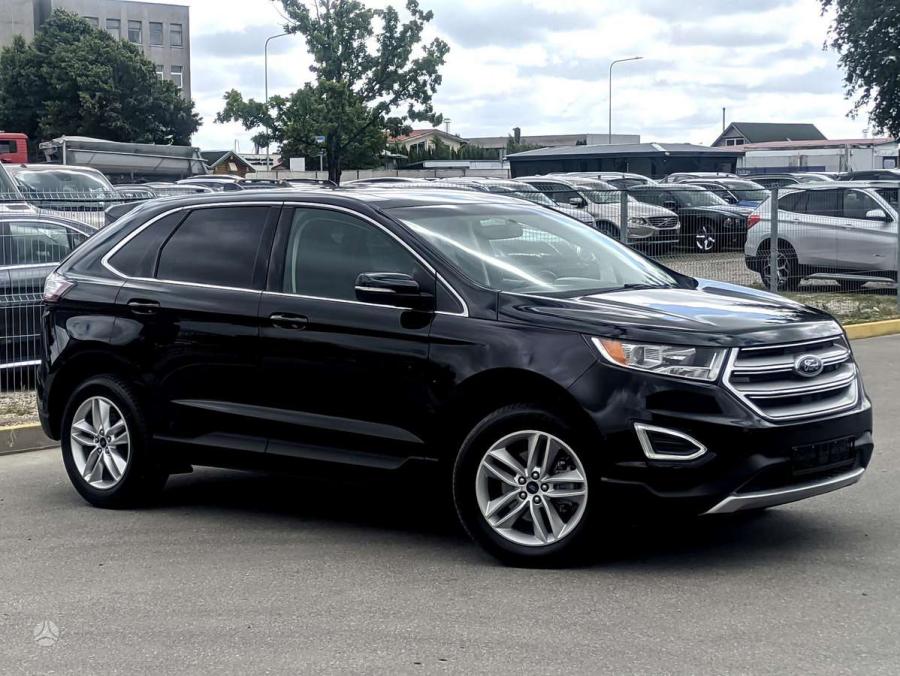 Black Ford Edge 2018 in Kretinga, with an engine capacity of 3.50 L and mileage of 153 thousand km for 15500 €, photo 3 on AUTOMOTO.COM.LV