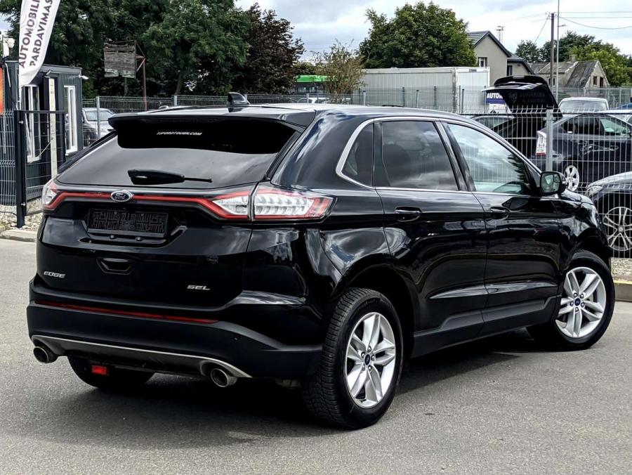 Black Ford Edge 2018 in Kretinga, with an engine capacity of 3.50 L and mileage of 153 thousand km for 15500 €, photo 8 on AUTOMOTO.COM.LV