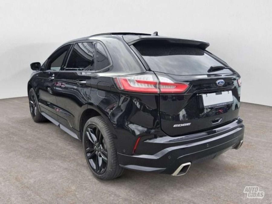 Black Ford Edge 2019 in Kaunas, with an engine capacity of 2.00 L and mileage of 67 thousand km for 28343 €, photo 5 on AUTOMOTO.COM.LV