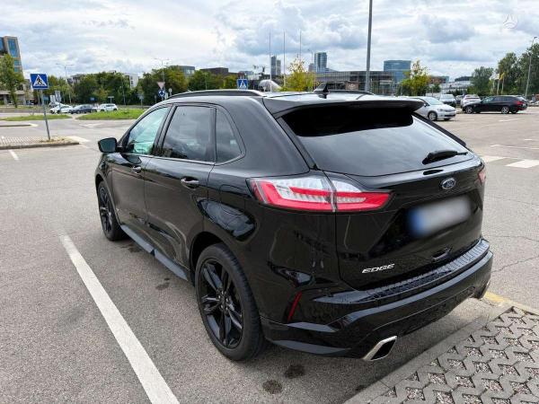 Melns Ford Edge 2019 Viļņa, ar dzinēja tilpumu 2.00 L un nobraukumu 96 tūkst. km par 24990 €, foto 5 vietnē AUTOMOTO.COM.LV