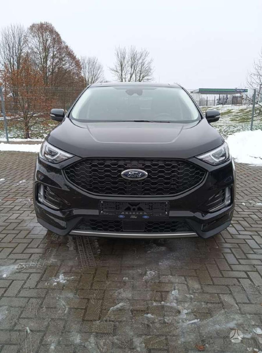 Black Ford Edge 2020 in Radviliskis, with an engine capacity of 2.00 L and mileage of 106 thousand km for 16400 €, photo 8 on AUTOMOTO.COM.LV