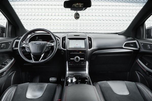 Форд Эдж 2020 в Марупе на AUTOMOTO.COM.LV Черный Форд Эдж 2020 в Марупе, объемом двигателя 2.00 л и пробегом 172 тыс. км за 18750 €, фото 7 на AUTOMOTO.COM.LV
