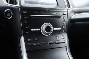 Black Ford Edge 2020 in Marupe, with an engine capacity of 2.00 L and mileage of 172 thousand km for 18750 €, photo 24 on AUTOMOTO.COM.LV