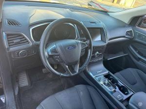 Black Ford Edge 2021 in Vilnius, with an engine capacity of 2.00 L and mileage of 299 thousand km for 13350 €, photo 11 on AUTOMOTO.COM.LV