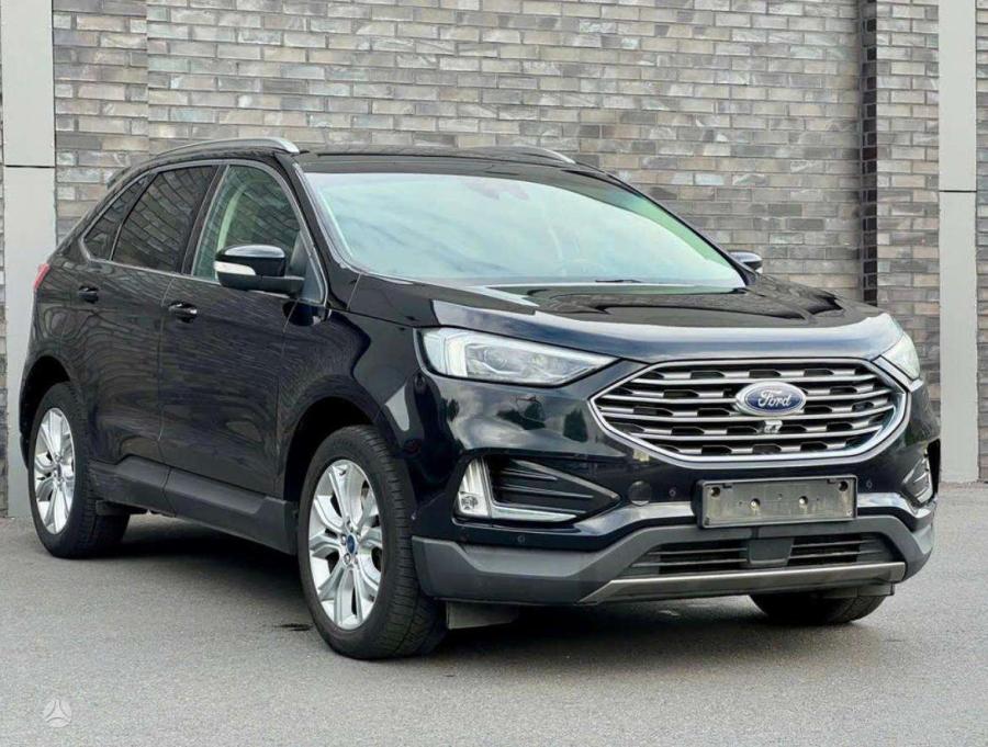 Black Ford Edge 2021 in Vilnius, with an engine capacity of 2.00 L and mileage of 299 thousand km for 13350 €, photo 12 on AUTOMOTO.COM.LV
