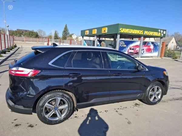 Melns Ford Edge 2020 Radviliškis, ar dzinēja tilpumu 2.00 L un nobraukumu 90 tūkst. km par 17500 €, foto 7 vietnē AUTOMOTO.COM.LV