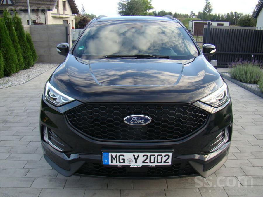 Black Ford Edge 2019 in Vilnius, with an engine capacity of 2.00 L and mileage of 92 thousand km for 21500 €, photo 1 on AUTOMOTO.COM.LV