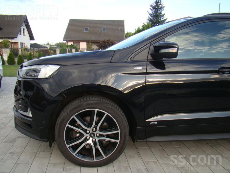 Black Ford Edge 2019 in Vilnius, with an engine capacity of 2.00 L and mileage of 92 thousand km for 21500 €, photo 4 on AUTOMOTO.COM.LV