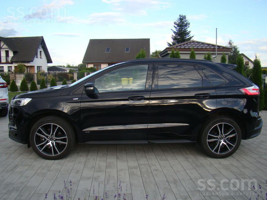 Black Ford Edge 2019 in Vilnius, with an engine capacity of 2.00 L and mileage of 92 thousand km for 21500 €, photo 5 on AUTOMOTO.COM.LV