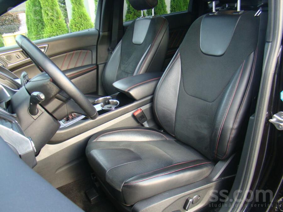 Black Ford Edge 2019 in Vilnius, with an engine capacity of 2.00 L and mileage of 92 thousand km for 21500 €, photo 20 on AUTOMOTO.COM.LV