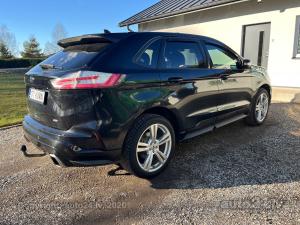 Black Ford Edge 2019 in Tallinn, with an engine capacity of 2.00 L and mileage of 139 thousand km for 2950 €, photo 7 on AUTOMOTO.COM.LV