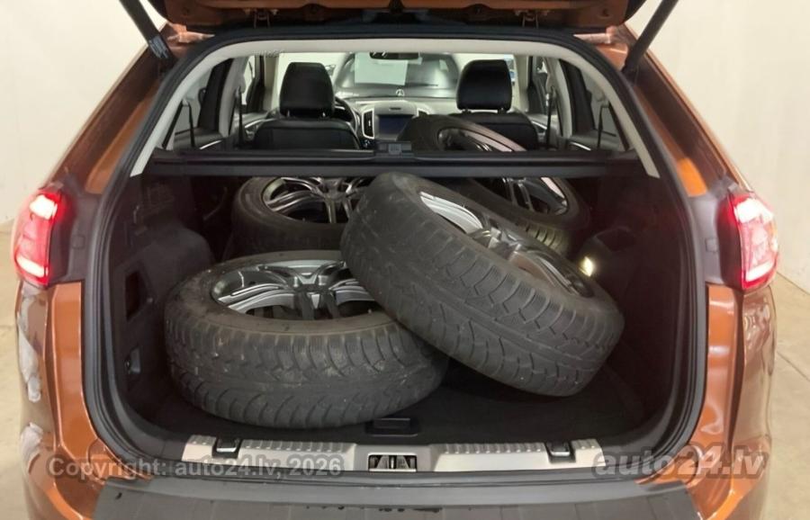 Brown Ford Edge 2017 in Tallinn, with an engine capacity of 2.00 L and mileage of 160 thousand km for 17300 €, photo 14 on AUTOMOTO.COM.LV