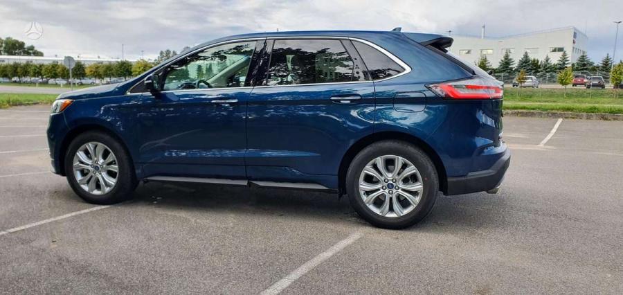 Zaļš Ford Edge 2020 Kauņa, ar dzinēja tilpumu 2.00 L un nobraukumu 95 tūkst. km par 23800 €, foto 1 vietnē AUTOMOTO.COM.LV