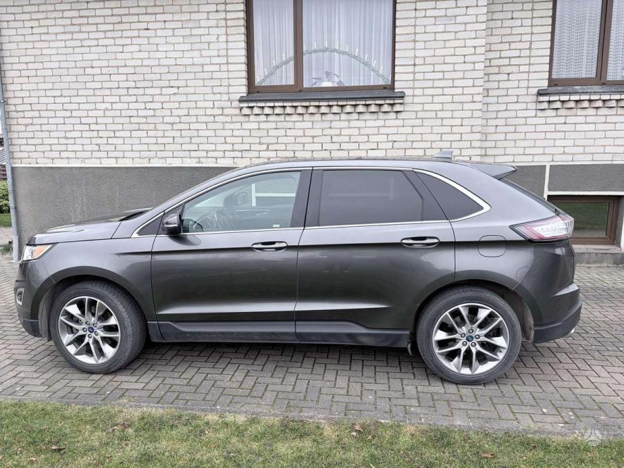 Grey Ford Edge 2015 in Gargzdai, with an engine capacity of 3.50 L and mileage of 148 thousand km for 12500 €, photo 3 on AUTOMOTO.COM.LV
