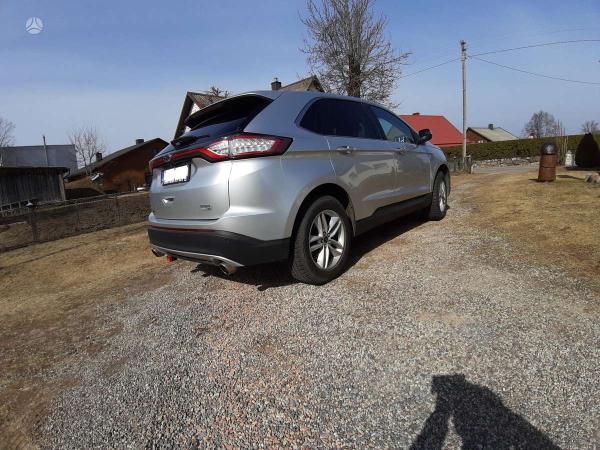 Pelēks Ford Edge 2016 Ignalina, ar dzinēja tilpumu 2.00 L un nobraukumu 143 tūkst. km par 12800 €, foto 4 vietnē AUTOMOTO.COM.LV
