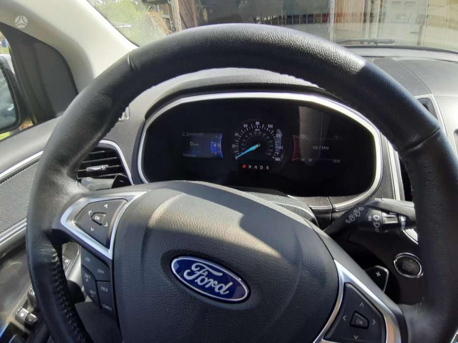 Grey Ford Edge 2016 in Ignalina, with an engine capacity of 2.00 L and mileage of 143 thousand km for 12800 €, photo 10 on AUTOMOTO.COM.LV