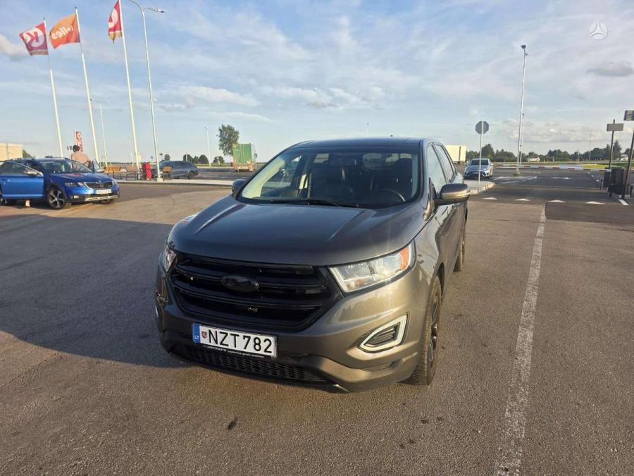 Grey Ford Edge 2016 in Plunge, with an engine capacity of 3.50 L and mileage of 219 thousand km for 12700 €, photo 3 on AUTOMOTO.COM.LV