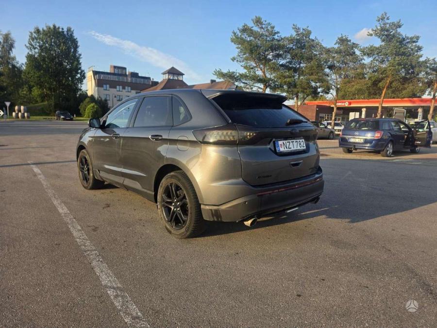 Grey Ford Edge 2016 in Plunge, with an engine capacity of 3.50 L and mileage of 219 thousand km for 12700 €, photo 5 on AUTOMOTO.COM.LV