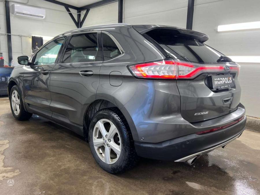 Pelēks Ford Edge 2017 Viļņa, ar dzinēja tilpumu 2.00 L un nobraukumu 386 tūkst. km par 8699 €, foto 9 vietnē AUTOMOTO.COM.LV
