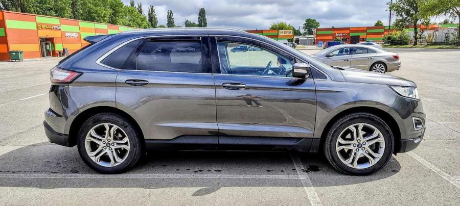 Grey Ford Edge 2017 in Klaipeda, with an engine capacity of 2.00 L and mileage of 273 thousand km for 11500 €, photo 4 on AUTOMOTO.COM.LV