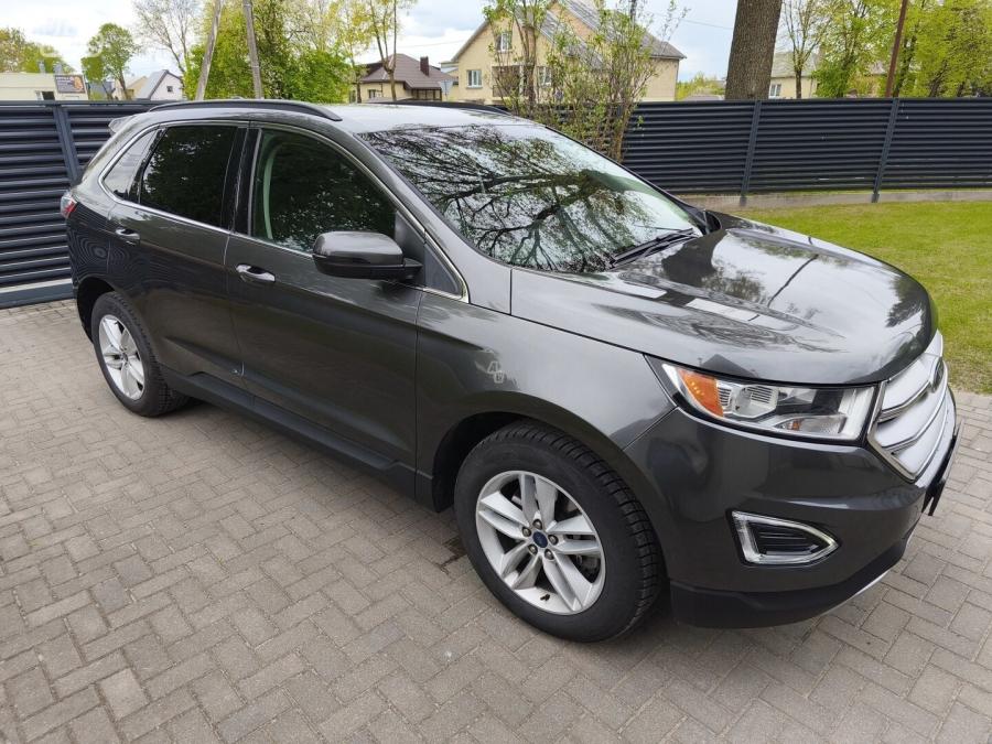 Grey Ford Edge 2017 in Siauliai, with an engine capacity of 2.00 L and mileage of 200 thousand km for 12900 €, photo 6 on AUTOMOTO.COM.LV