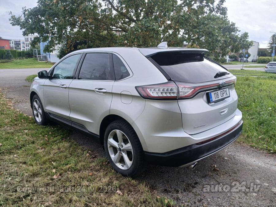 Pelēks Ford Edge 2017 Tallina, ar dzinēja tilpumu 2.00 L un nobraukumu 241 tūkst. km par 11999 €, foto 6 vietnē AUTOMOTO.COM.LV
