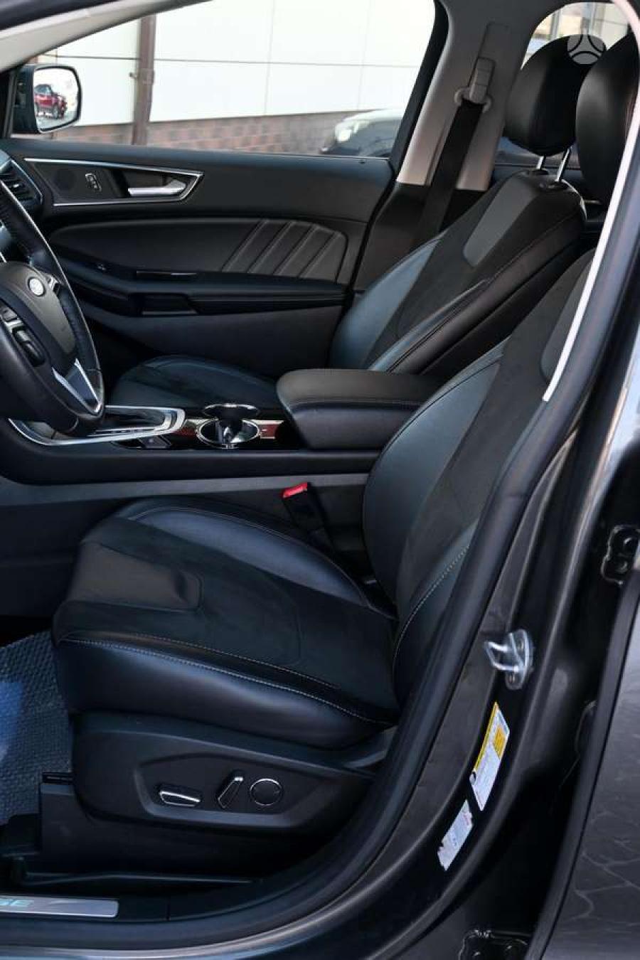 Pelēks Ford Edge 2018 Kretinga, ar dzinēja tilpumu 3.50 L un nobraukumu 79 tūkst. km par 20299 €, foto 30 vietnē AUTOMOTO.COM.LV