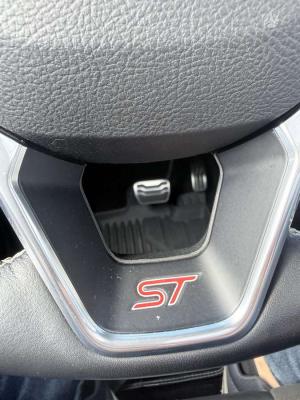 Grey Ford Edge 2019 in Siauliai, with an engine capacity of 2.69 L and mileage of 90 thousand km for 20000 €, photo 19 on AUTOMOTO.COM.LV