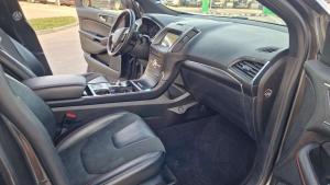 Pelēks Ford Edge 2019 Šauļi, ar dzinēja tilpumu 2.00 L un nobraukumu 260 tūkst. km par 14300 €, foto 17 vietnē AUTOMOTO.COM.LV