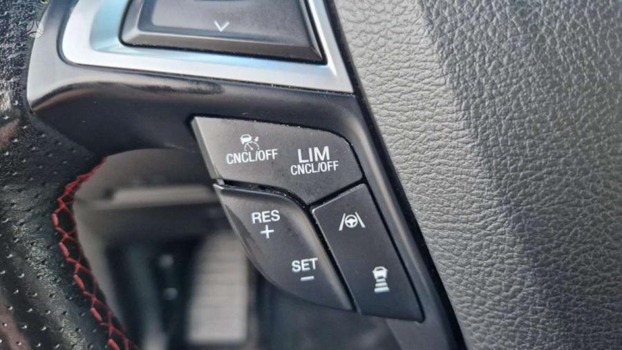 Pelēks Ford Edge 2019 Šauļi, ar dzinēja tilpumu 2.00 L un nobraukumu 260 tūkst. km par 14300 €, foto 18 vietnē AUTOMOTO.COM.LV
