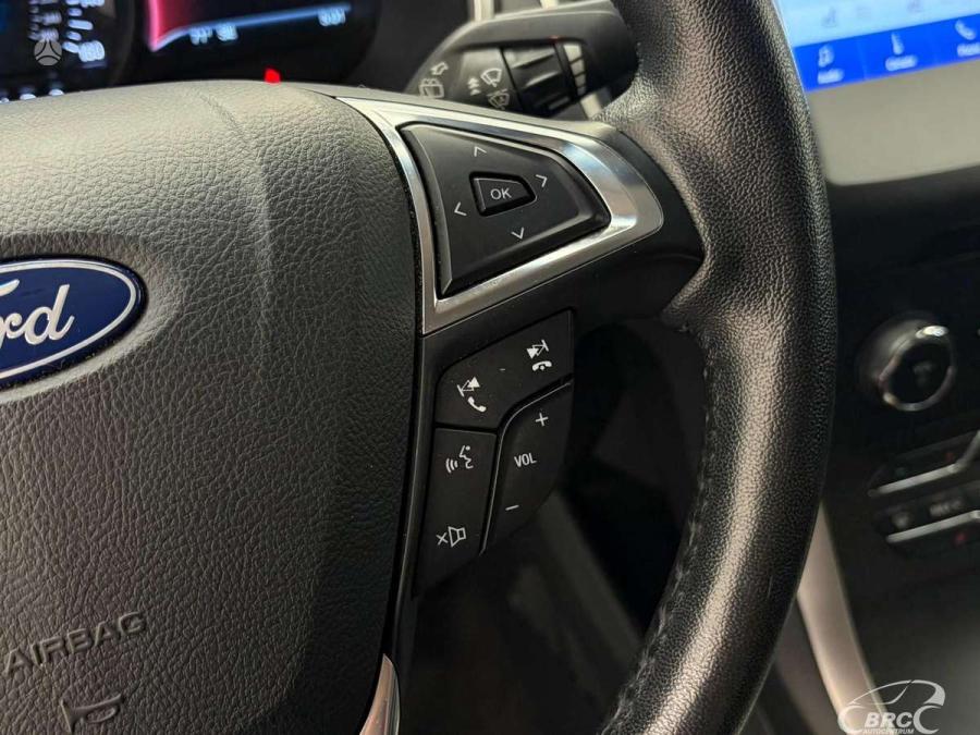 Grey Ford Edge 2020 in Vilnius, with an engine capacity of 2.00 L and mileage of 56 thousand km for 11600 €, photo 14 on AUTOMOTO.COM.LV