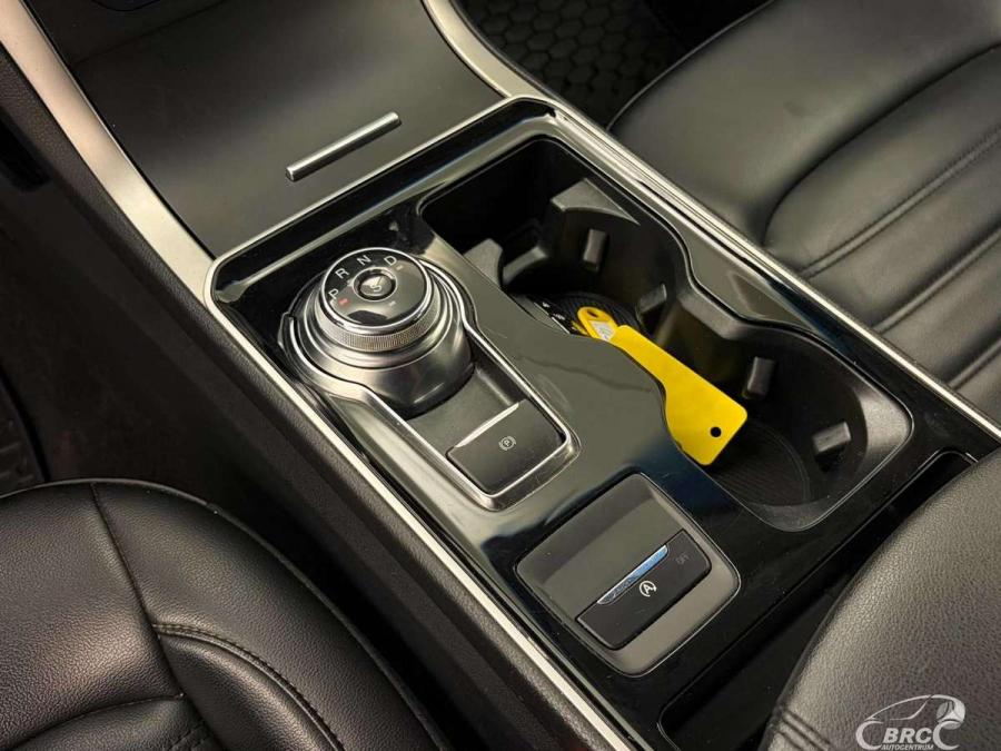 Grey Ford Edge 2020 in Vilnius, with an engine capacity of 2.00 L and mileage of 56 thousand km for 11600 €, photo 18 on AUTOMOTO.COM.LV