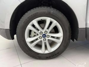 Grey Ford Edge 2020 in Vilnius, with an engine capacity of 2.00 L and mileage of 56 thousand km for 11600 €, photo 28 on AUTOMOTO.COM.LV