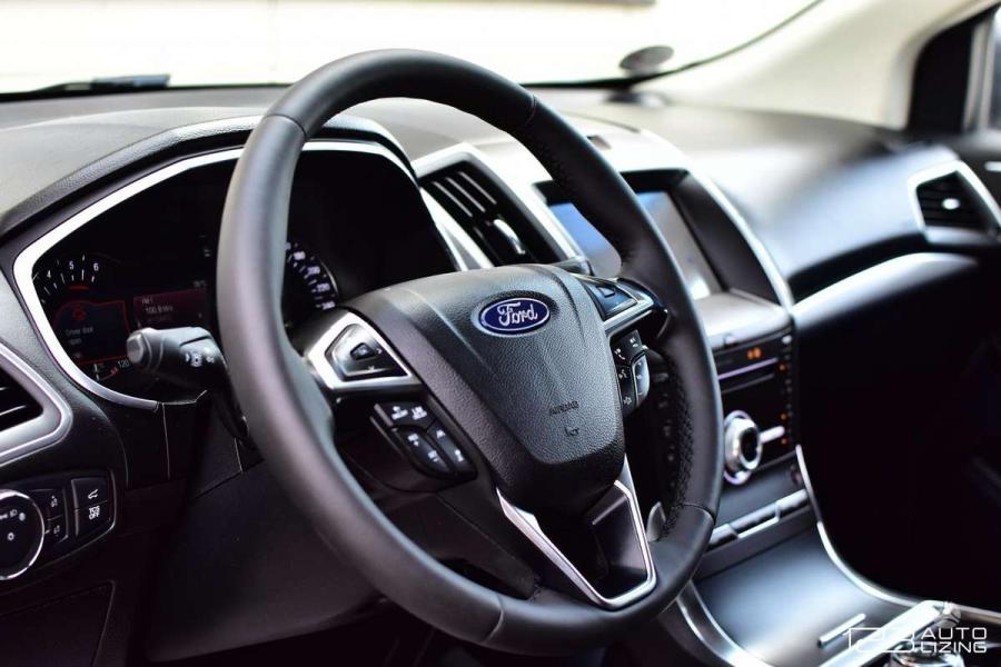 Grey Ford Edge 2020 in Kretinga, with an engine capacity of 2.00 L and mileage of 182 thousand km for 19500 €, photo 26 on AUTOMOTO.COM.LV