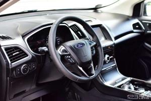 Grey Ford Edge 2020 in Kretinga, with an engine capacity of 2.00 L and mileage of 182 thousand km for 19500 €, photo 27 on AUTOMOTO.COM.LV