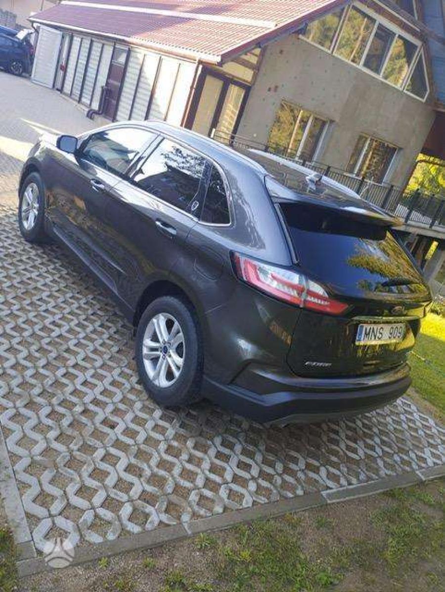 Grey Ford Edge 2020 in Vilnius, with an engine capacity of 2.00 L and mileage of 44 thousand km for 16500 €, photo 3 on AUTOMOTO.COM.LV