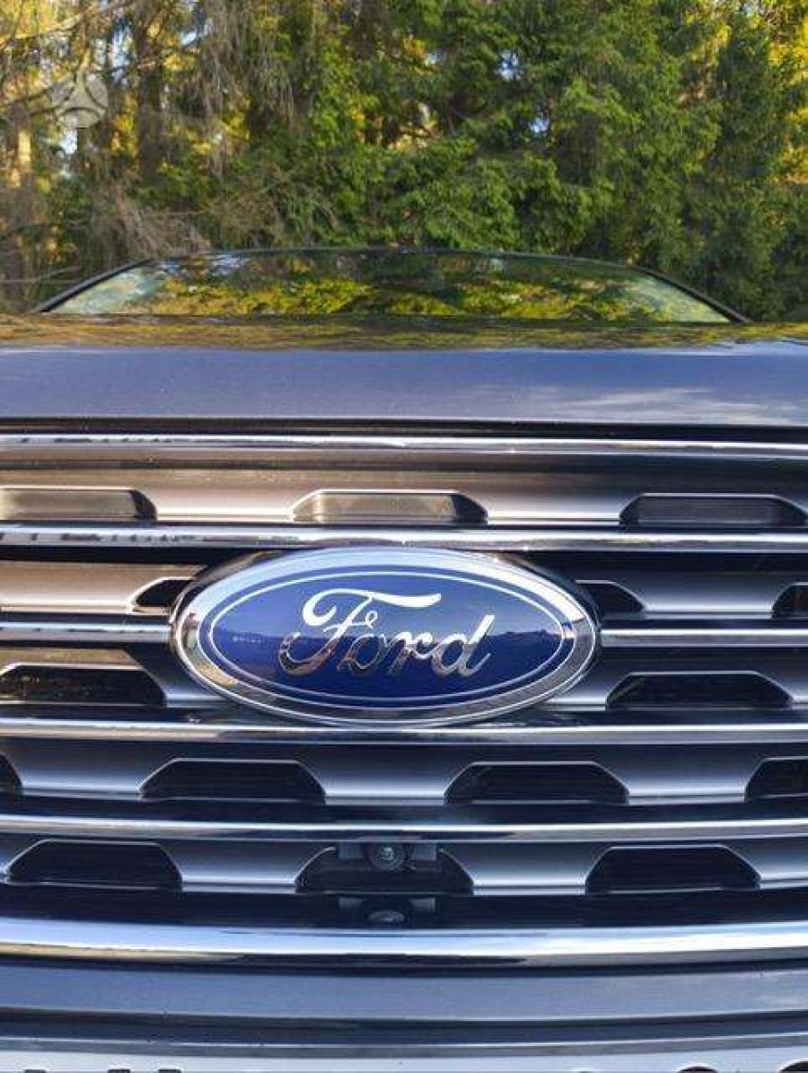 Grey Ford Edge 2020 in Vilnius, with an engine capacity of 2.00 L and mileage of 44 thousand km for 16500 €, photo 9 on AUTOMOTO.COM.LV