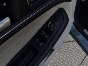 Grey Ford Edge 2021 in Klaipeda, with an engine capacity of 2.00 L and mileage of 102 thousand km for 16999 €, photo 14 on AUTOMOTO.COM.LV