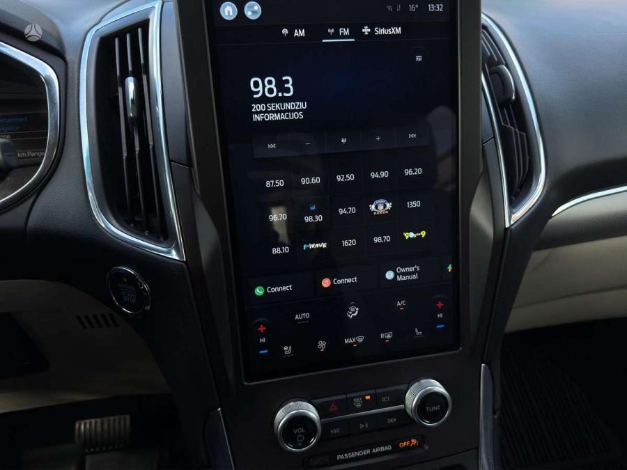Grey Ford Edge 2021 in Klaipeda, with an engine capacity of 2.00 L and mileage of 102 thousand km for 16999 €, photo 17 on AUTOMOTO.COM.LV