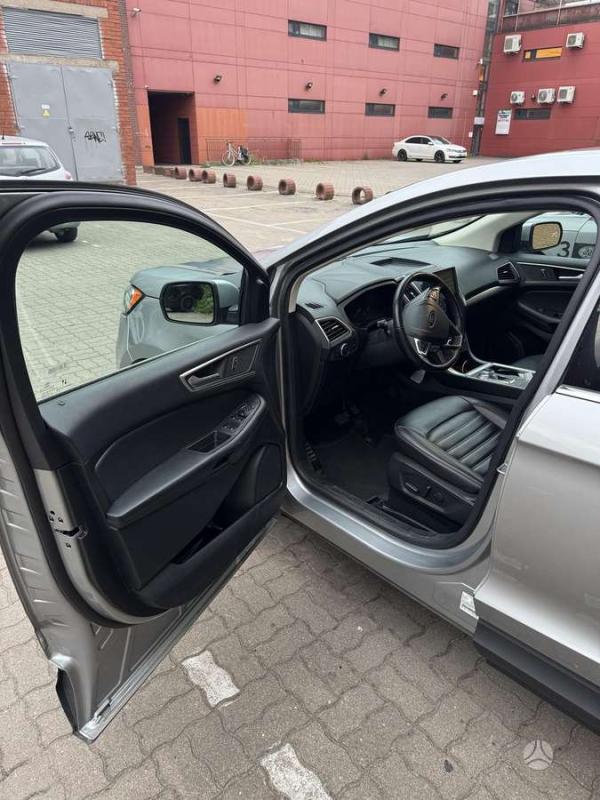 Grey Ford Edge 2022 in Klaipeda, with an engine capacity of 2.00 L and mileage of 87 thousand km for 20990 €, photo 10 on AUTOMOTO.COM.LV