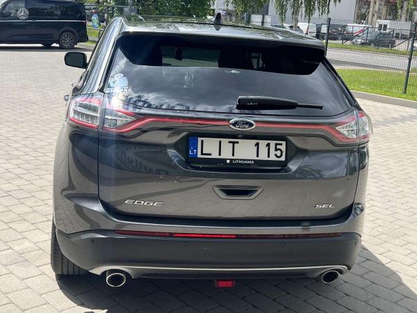 Grey Ford Edge 2018 in Kaunas, with an engine capacity of 3.50 L and mileage of 151 thousand km for 16000 €, photo 5 on AUTOMOTO.COM.LV