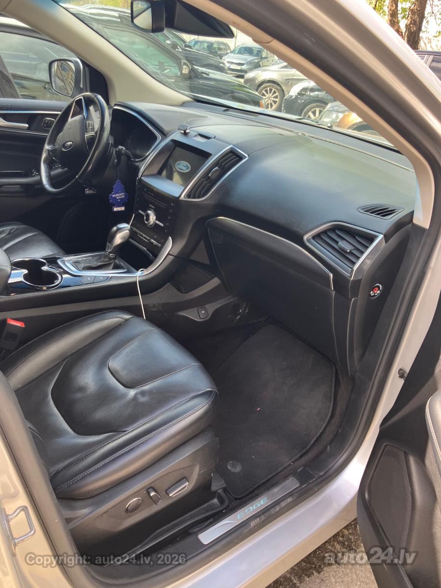 Pelēks Ford Edge 2018 Tallina, ar dzinēja tilpumu 2.00 L un nobraukumu 242 tūkst. km par 13500 €, foto 4 vietnē AUTOMOTO.COM.LV