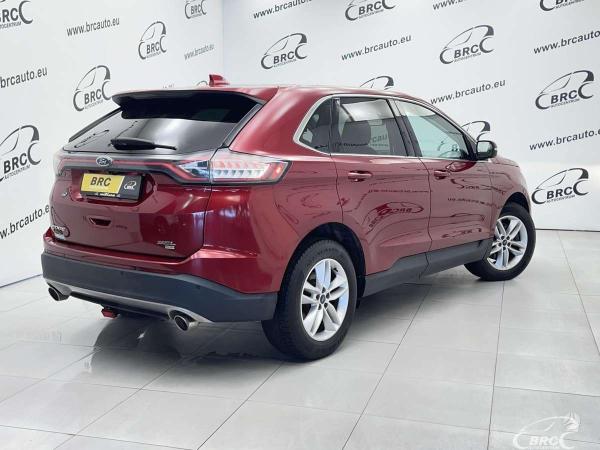 Red Ford Edge 2016 in Vilnius, with an engine capacity of 3.50 L and mileage of 234 thousand km for 10400 €, photo 3 on AUTOMOTO.COM.LV