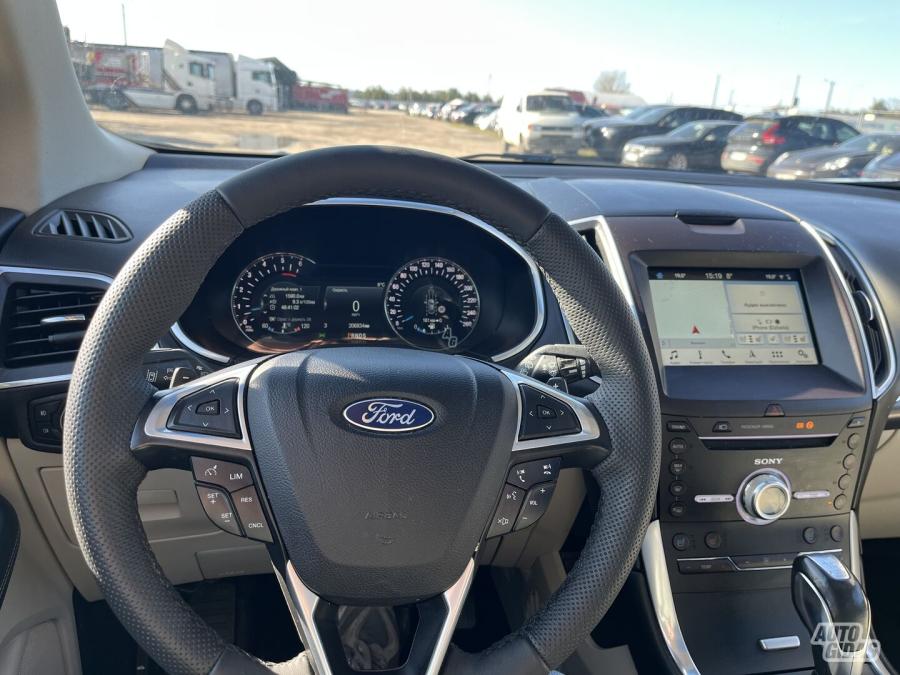 Red Ford Edge 2017 in Vilnius, with an engine capacity of 2.00 L and mileage of 206 thousand km for 12700 €, photo 22 on AUTOMOTO.COM.LV