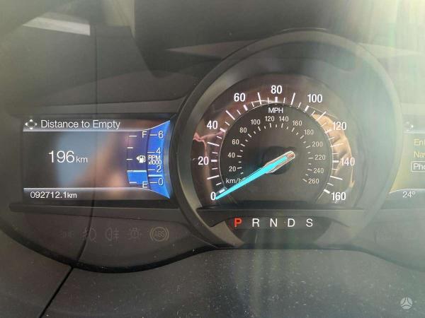 Sarkans Ford Edge 2017 Kretinga, ar dzinēja tilpumu 2.00 L un nobraukumu 93 tūkst. km par 15000 €, foto 5 vietnē AUTOMOTO.COM.LV