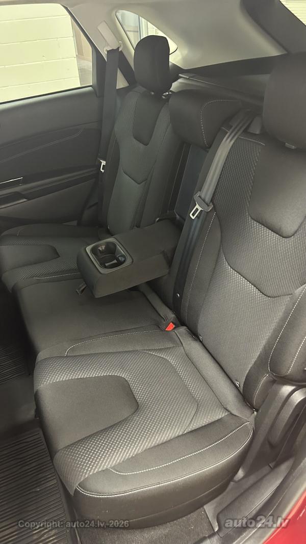 Sarkans Ford Edge 2019 Pērnava, ar dzinēja tilpumu 2.00 L un nobraukumu 153 tūkst. km par 21900 €, foto 8 vietnē AUTOMOTO.COM.LV