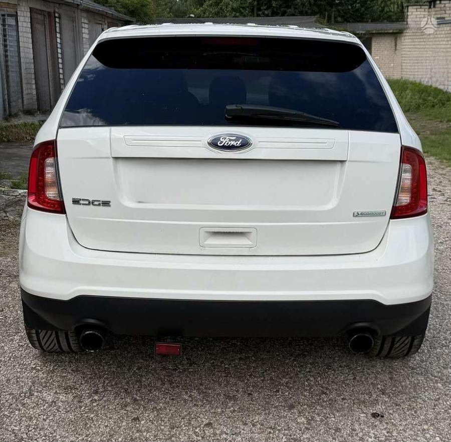 White Ford Edge 2013 in Vilnius, with an engine capacity of 2.00 L and mileage of 193 thousand km for 5500 €, photo 10 on AUTOMOTO.COM.LV
