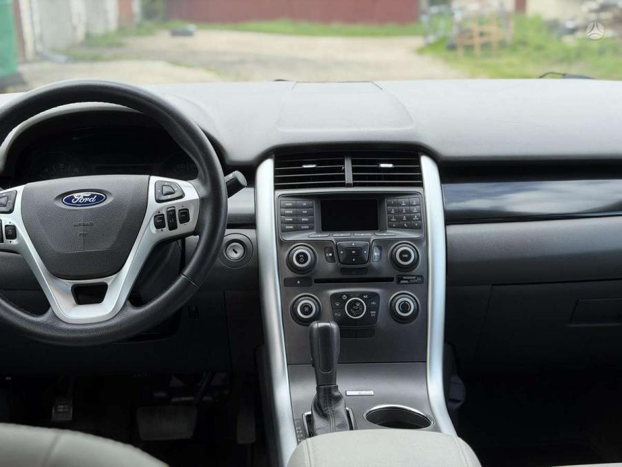 White Ford Edge 2013 in Vilnius, with an engine capacity of 2.00 L and mileage of 193 thousand km for 5500 €, photo 16 on AUTOMOTO.COM.LV