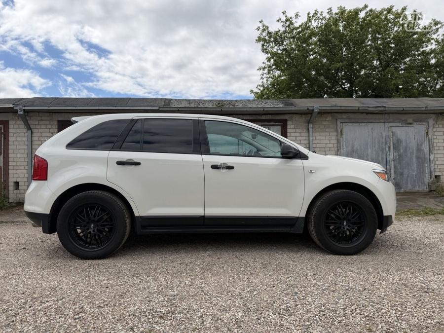 Balts Ford Edge 2013 Viļņa, ar dzinēja tilpumu 2.00 L un nobraukumu 193 tūkst. km par 5250 €, foto 8 vietnē AUTOMOTO.COM.LV