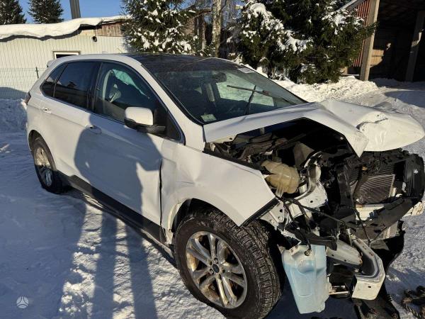 White Ford Edge 2015 in Utena, with an engine capacity of 3.50 L and mileage of 195 thousand km for 4400 €, photo 2 on AUTOMOTO.COM.LV